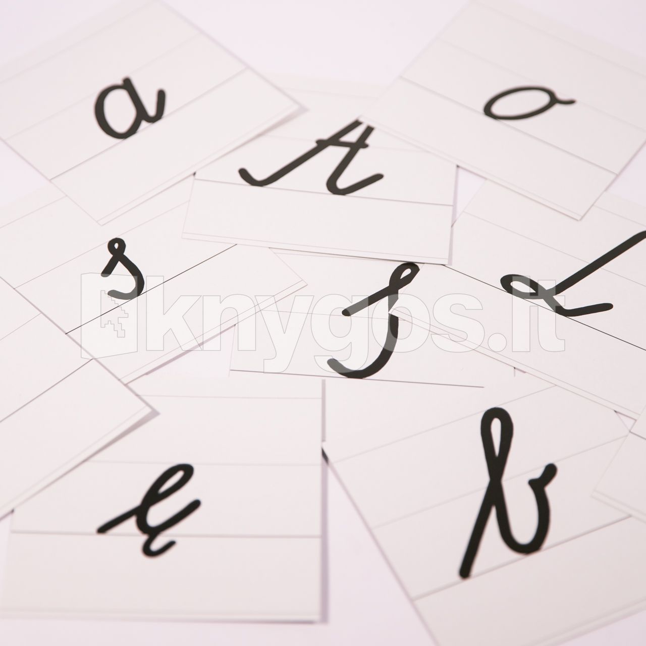 Raidynas. Rašytinės raidės - Knygos.lt