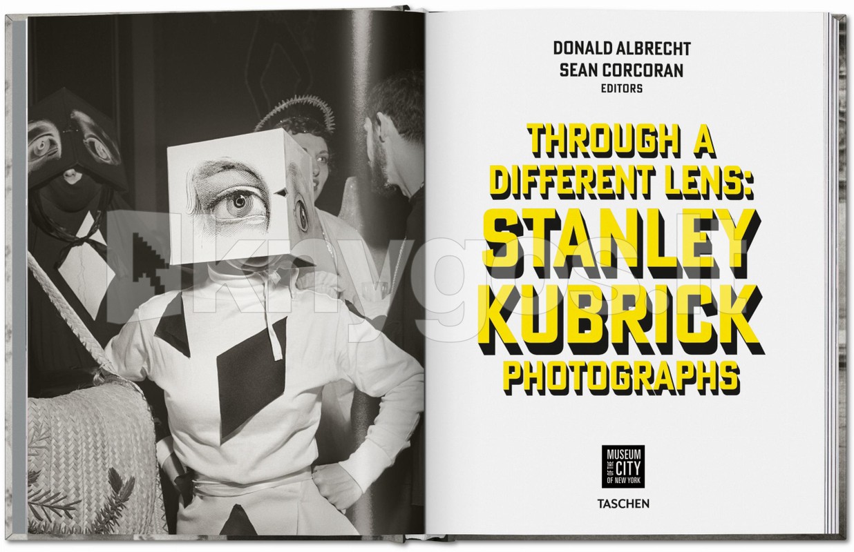 Stanley Kubrick Photographs. Through a Different Lens + NEMOKAMAS ...